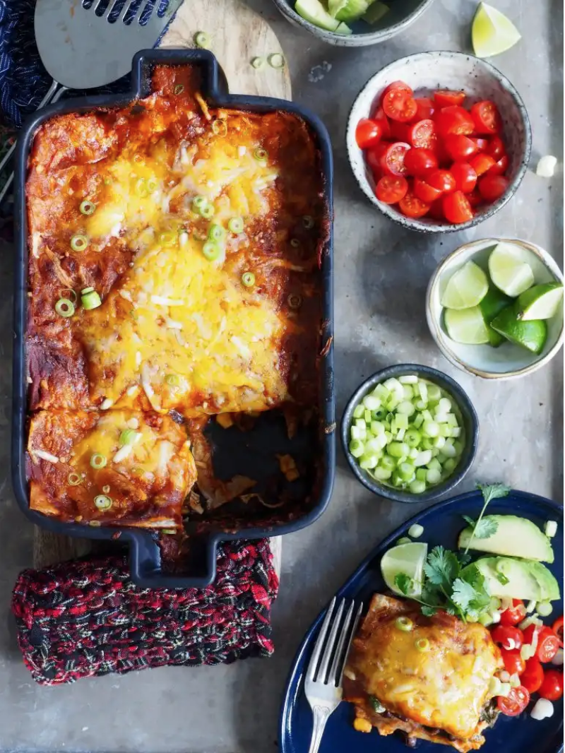 Gratinerte enchiladas med kylling - Mat På Bordet