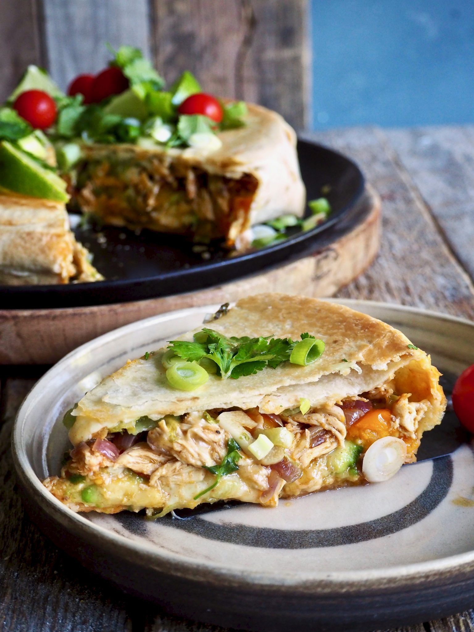 Crunch wrap med kylling i paiform - Mat På Bordet