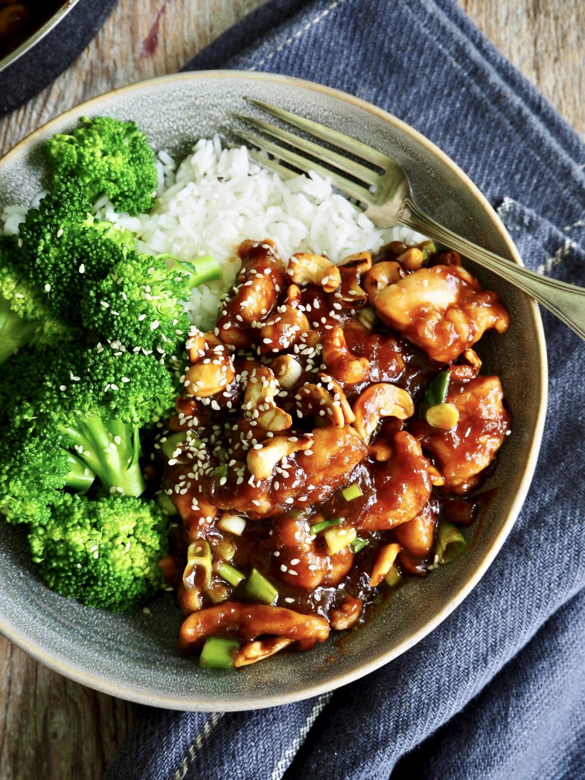 Kylling med cashewnøtter - Mat På Bordet