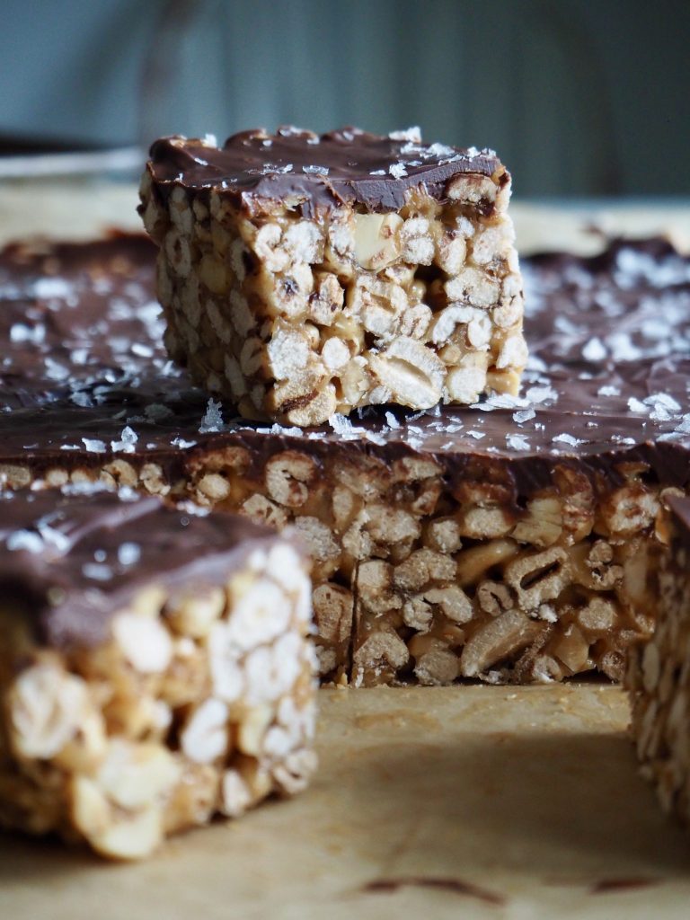 Risboller med en vri - med puffet havre, honning og peanøttsmør - Mat ...