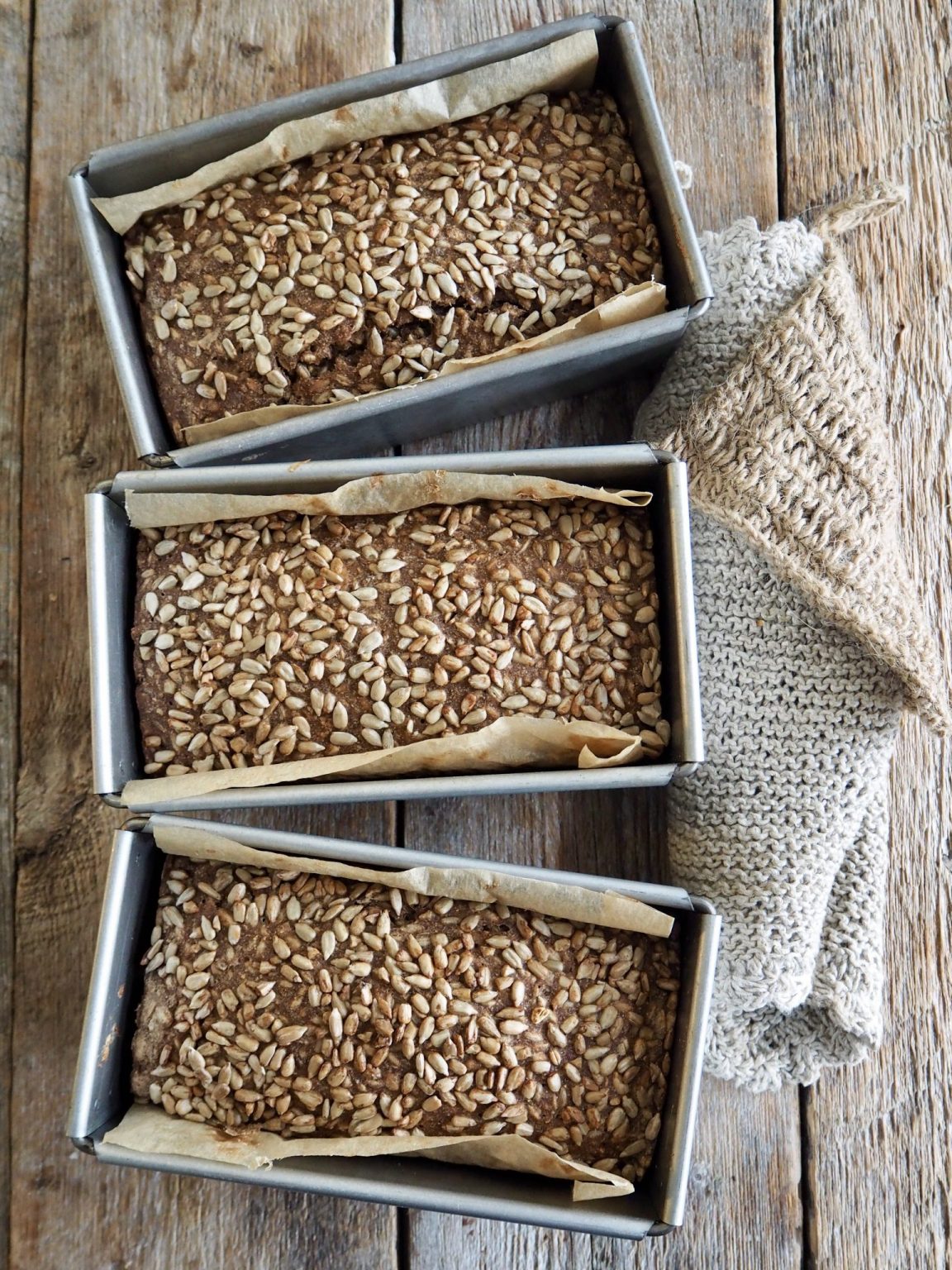 Dansk rugbrød - eltefritt til og med.. - Mat På Bordet