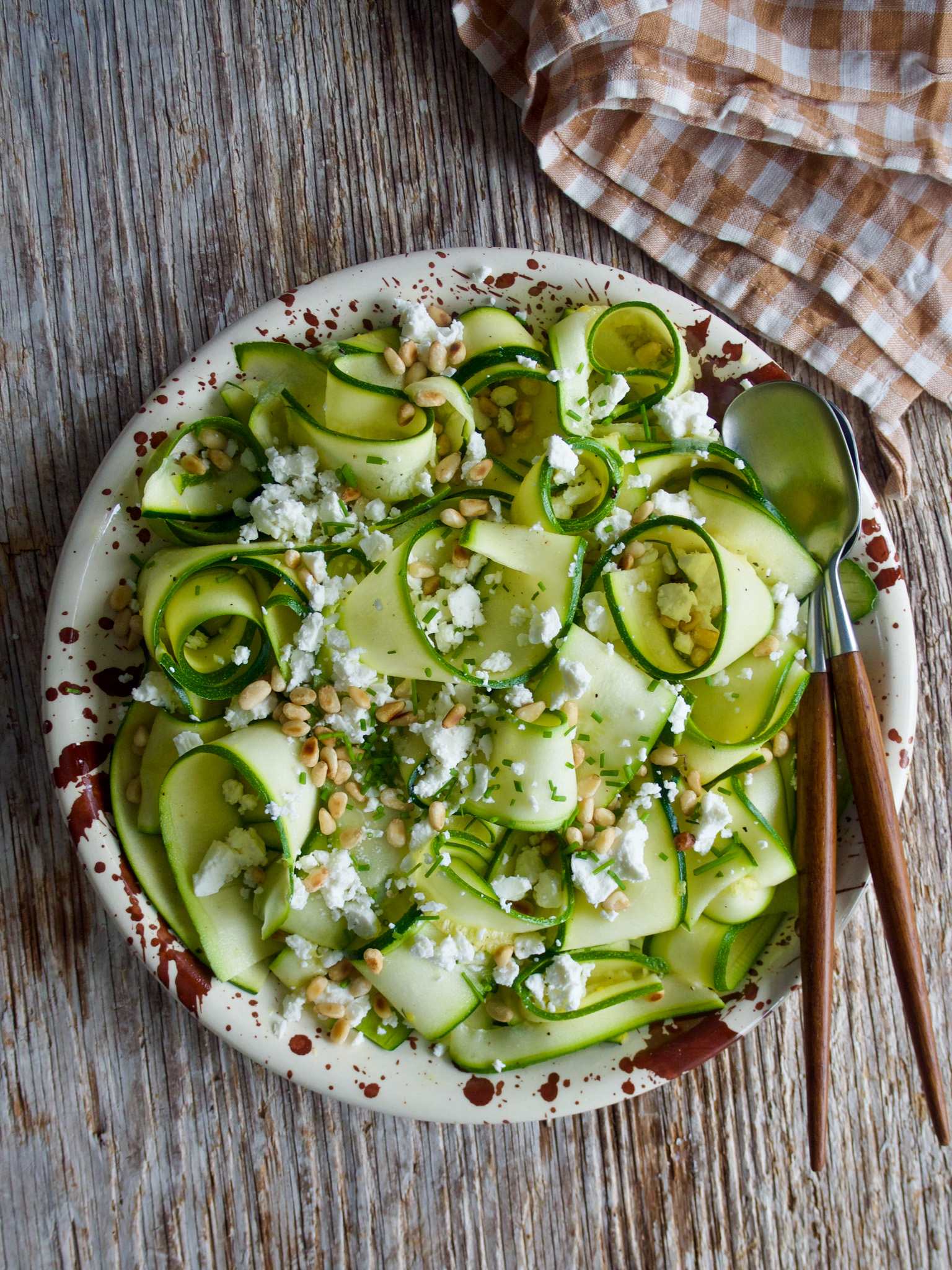 Enkel squashsalat - en skikkelig god salat! - Mat På Bordet